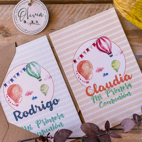 Invitaciones de comunión con banderines